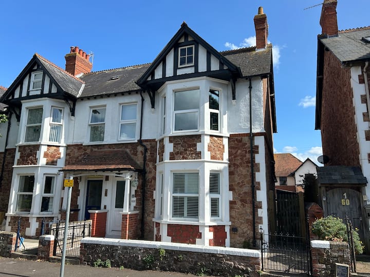 4 Bedroom House Nr Beach. Wifi, Parking & Garden. - Dunster