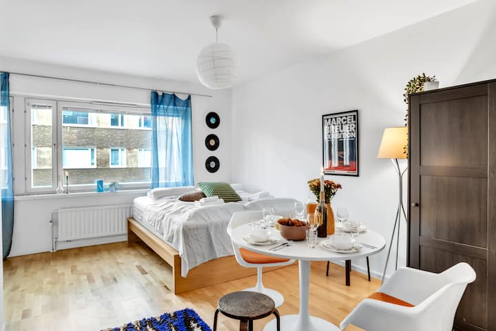 Design District W King Bed, Netflix, Tram&bus Near - Finnland