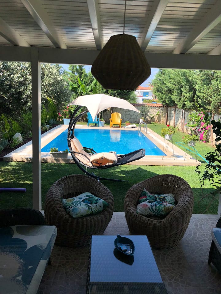 Private Stone House With Private Pool - Çeşme