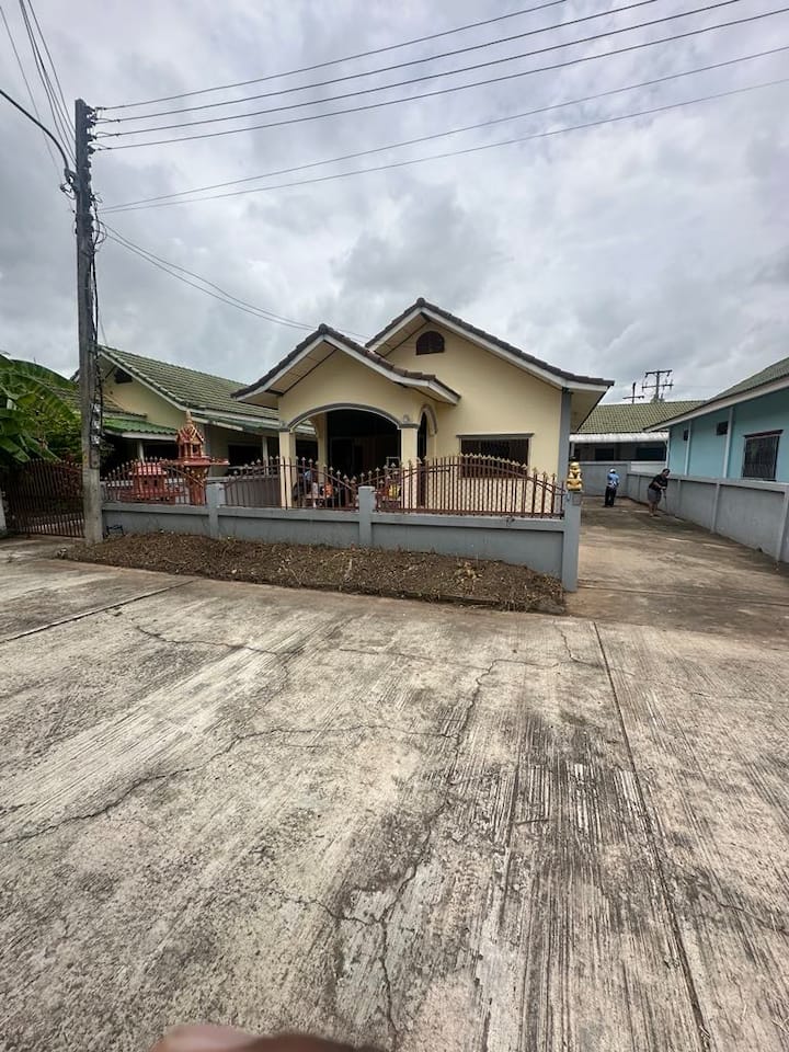2-bedroom Single-family House - Nang Rong