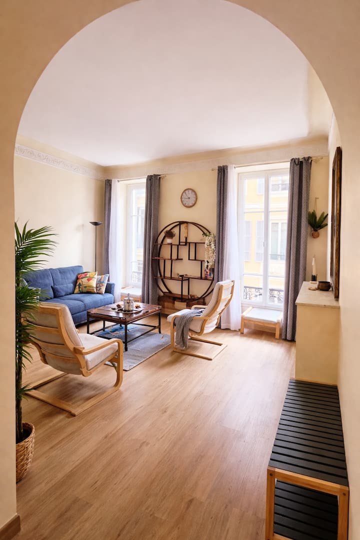 Appartement - Negresco - Plage - Gare de Nice Ville