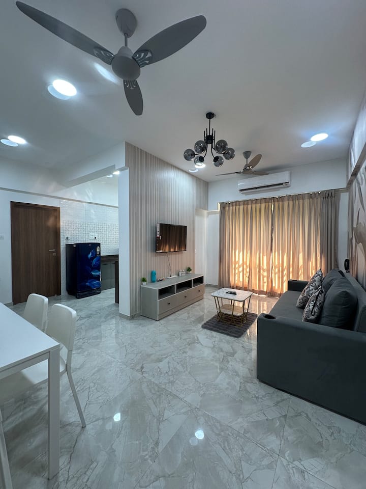 Rahul’s Oasis – Just 5 Minutes From Nesco - Mumbai