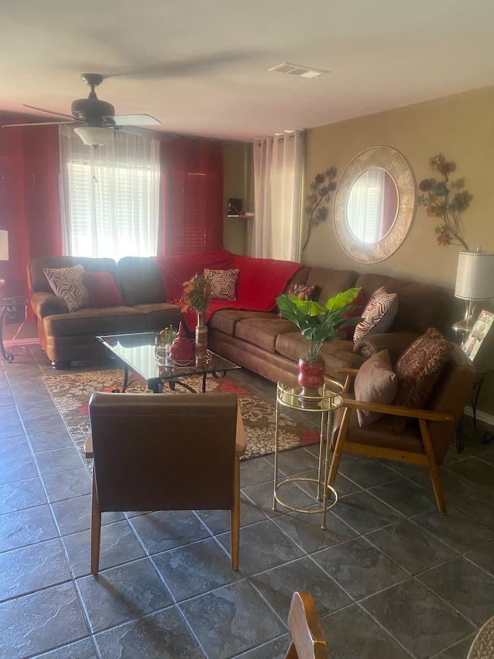 The Mustard Cottage - Odessa, TX
