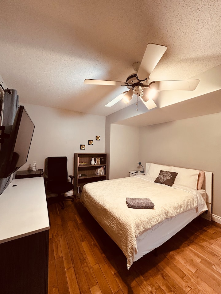 Spacious Duplex Capital Center - Ottawa