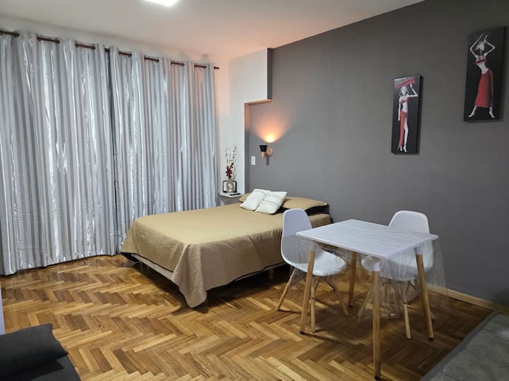 Departamento En Pleno Centro De Buenos Aires - Buenos Aires