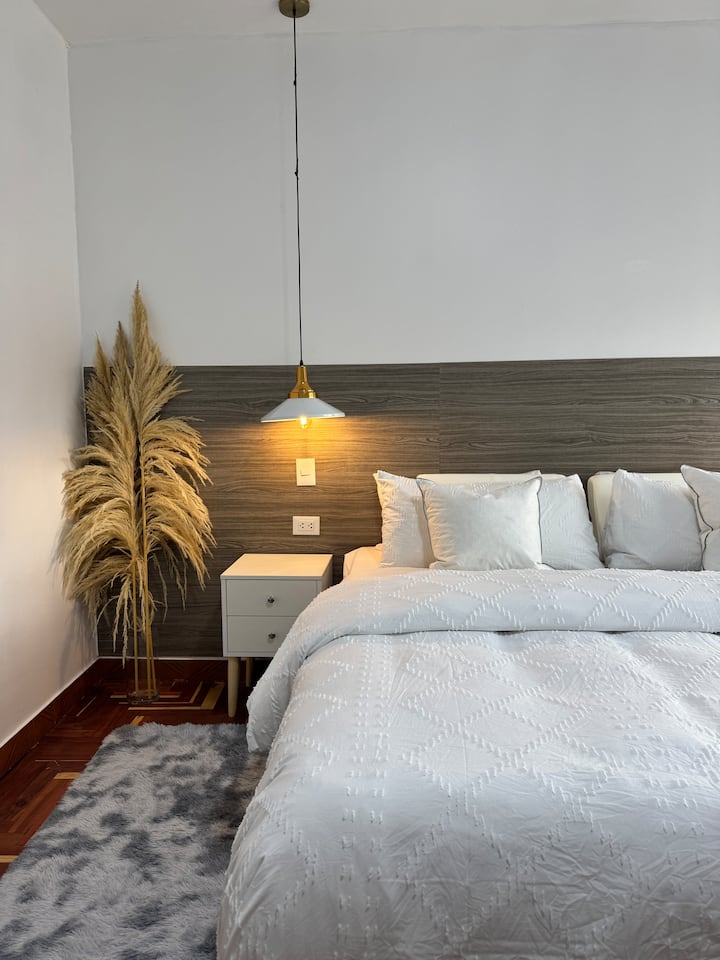 Luxurious Apartment 2 Blocks From The Main Square - Peru