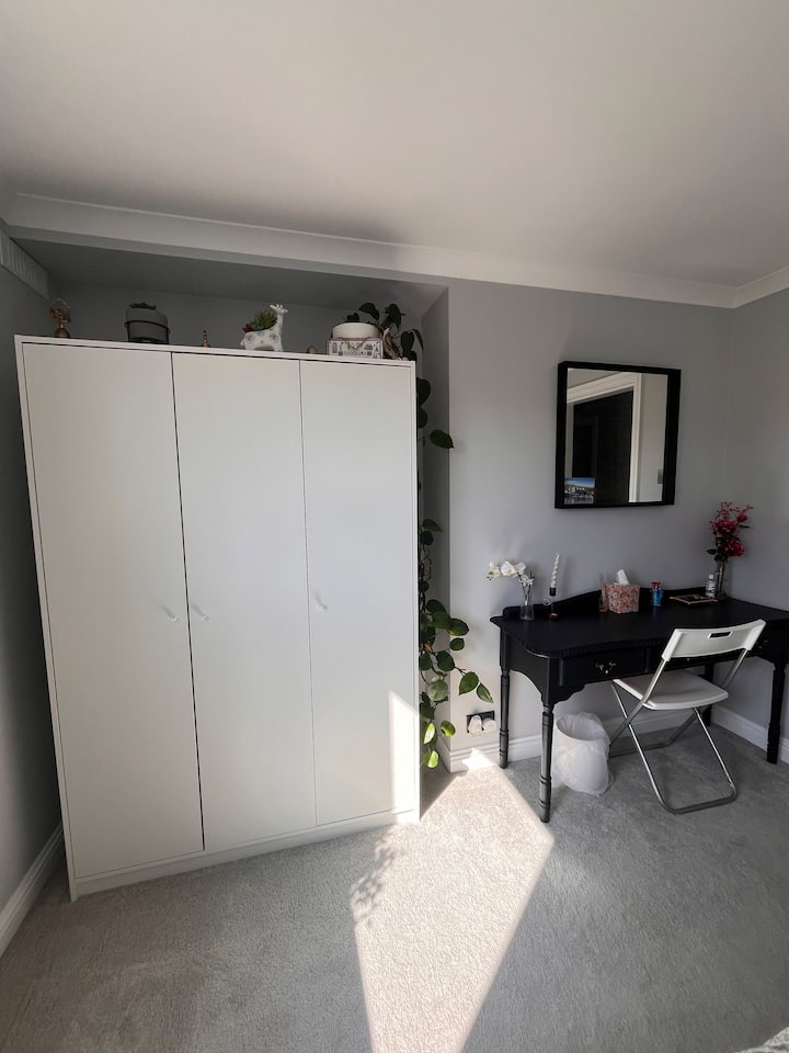 Room In Edinburgh -