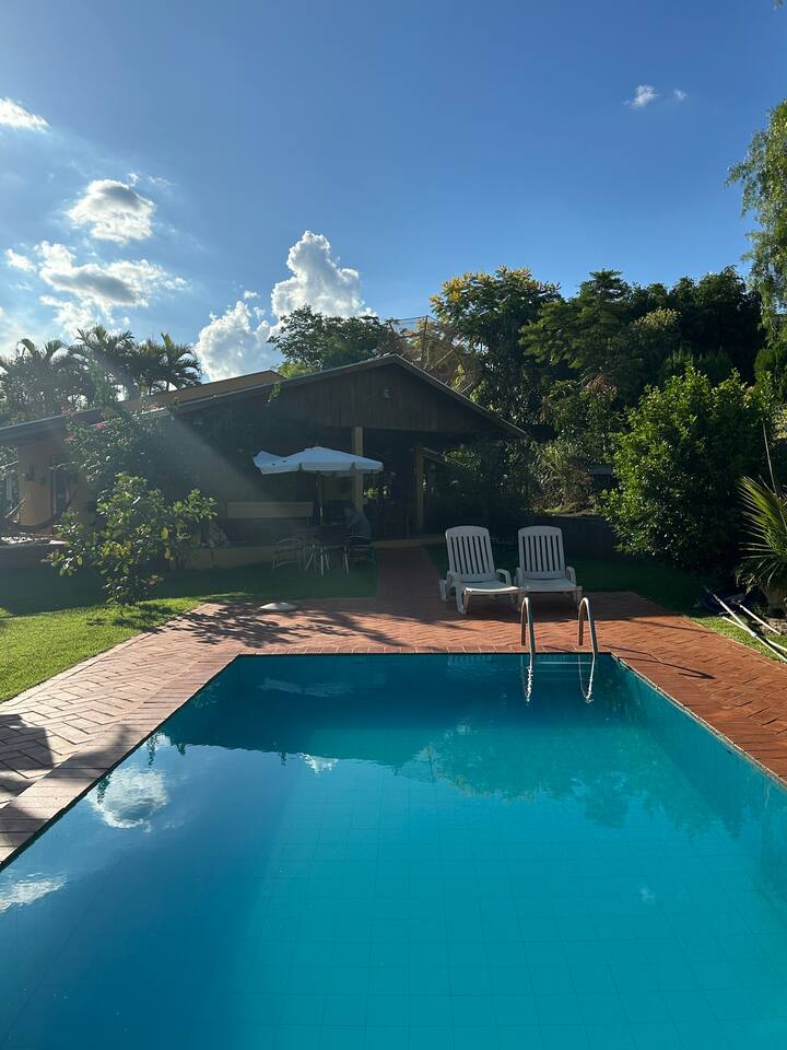 Casa De Campo/piscina/churrasqueira/jardim - Ourinhos