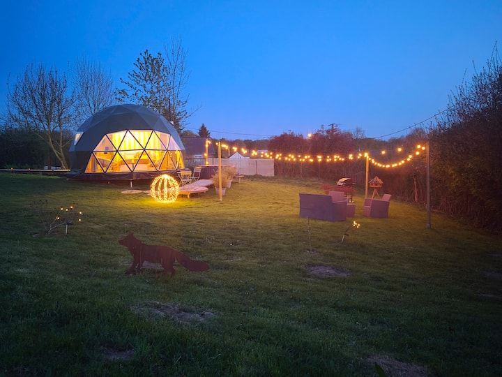 Dôme De Noël Cheminée Cocooning Vidéoprojecteur - Norte