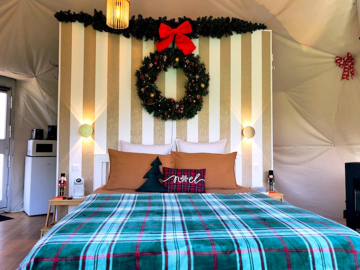 Dôme De Noël Cheminée Cocooning Vidéoprojecteur - Nord