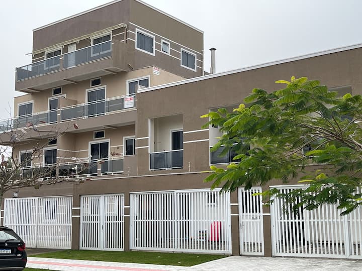 Kitnet Em Guaratuba Pr - Guaratuba