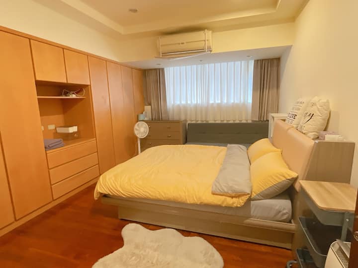 溫馨安和好窩(Suite)/電梯管理大廈/專人收垃圾/mrt信義安和2min - Taipei
