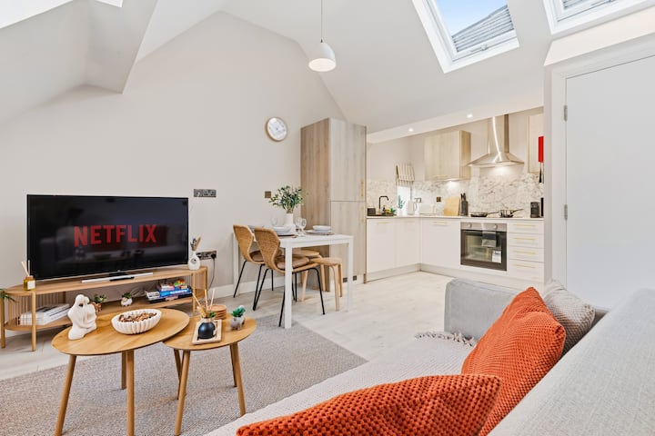 Cozy 2 Bed | Zip Link | Close To Train | Free Park - Stockport