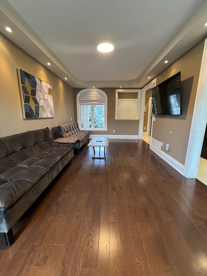 Great Home! Near Vaughan Mills - Vaughan