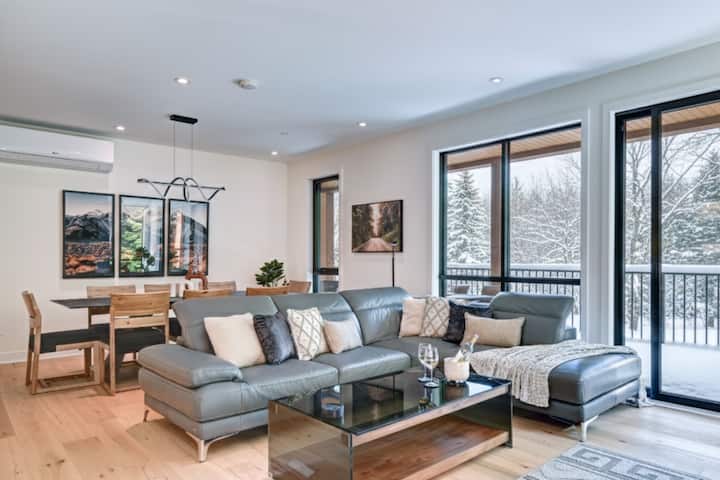 New! Luxury Condo Ostrya Next To Tremblant Village - Mont-Tremblant