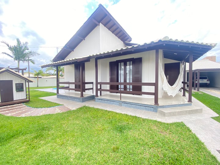 Casa Aconchegante Com Piscina! - Tubarão