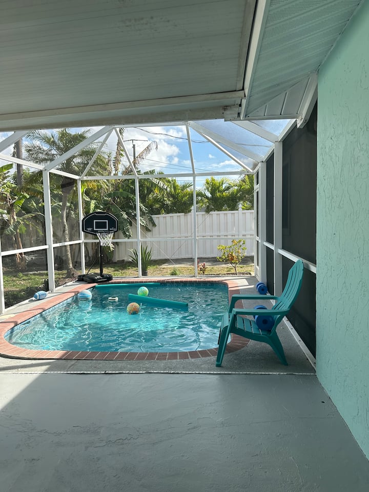 Hidden Gem Close To Beaches - Bradenton, FL