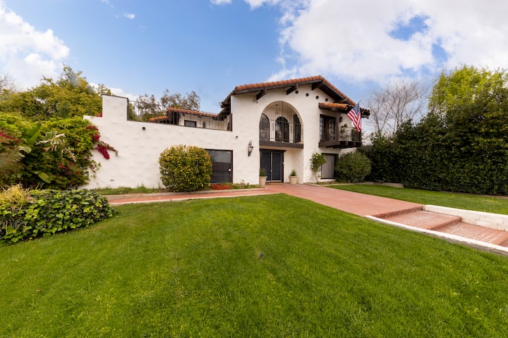 Spanish Style W/pool Near Nos Center - San Bernardino, CA