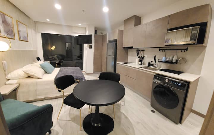 Studio Apartment In Iñaquito, Carolina Park - Quito