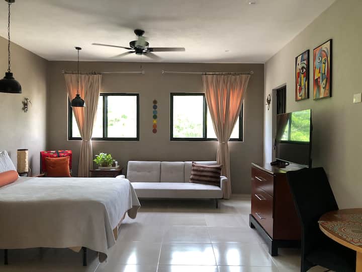 Estrena Studio.totalmente Equipado. Seguro-cómodo. - Mérida