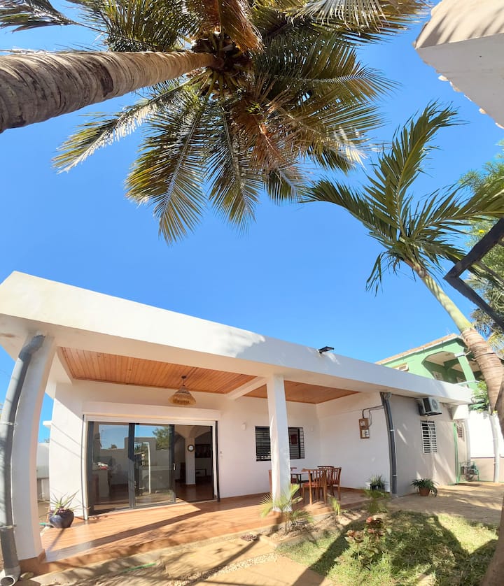 Charmante Villa Moderne En Plein Centre-ville - Madagascar