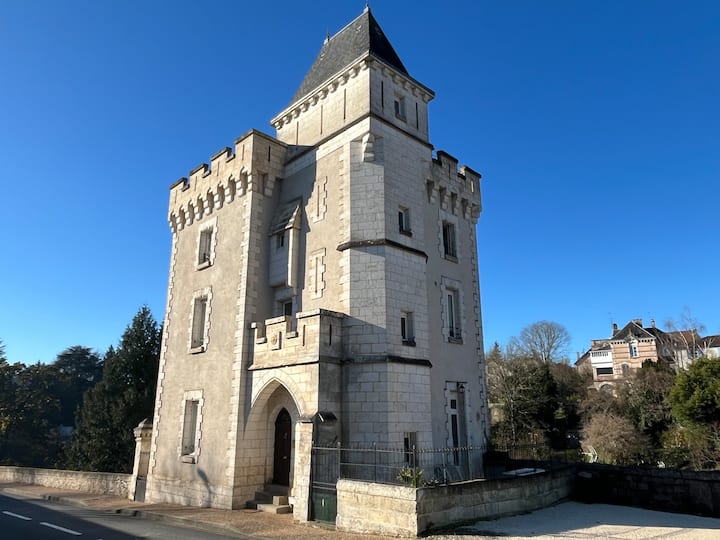 La Tour Carrée De Nontron 12 Couchages - Nontron