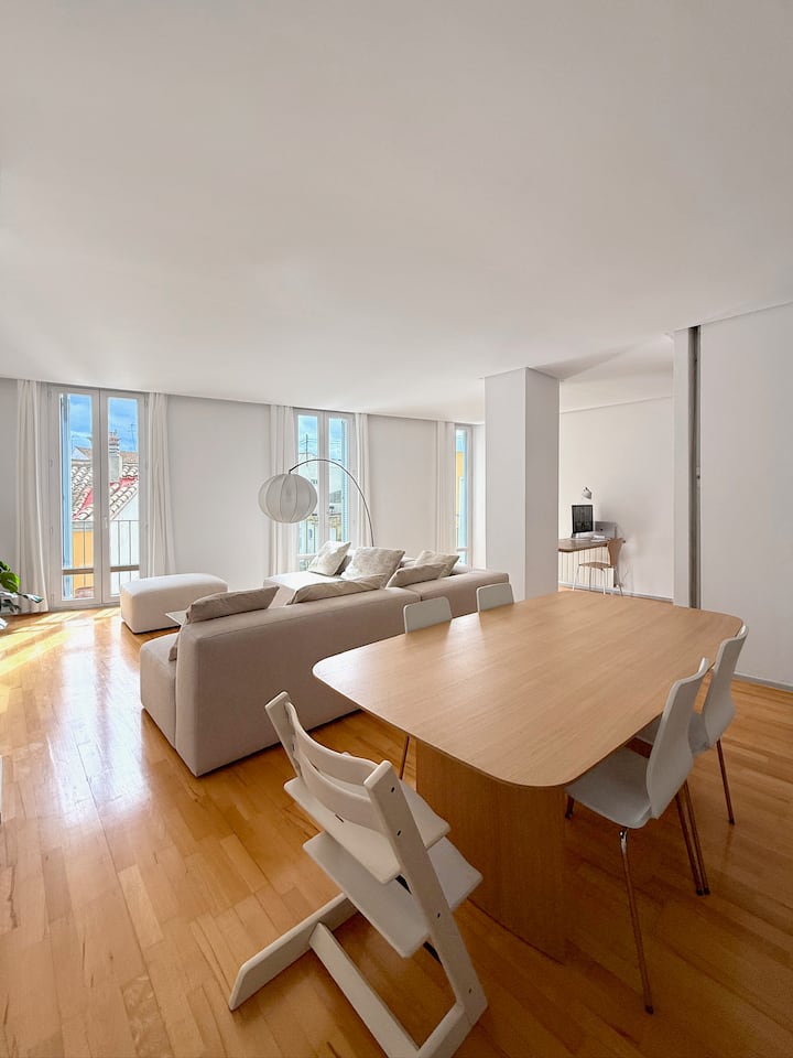 Bright Designer Apt In Old Town - Valencia