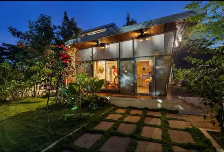 Luxe 2bhk Farm With Private Pool - Nandi Hills