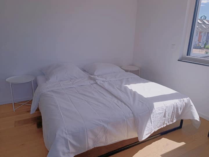 Neues 5zimerhaus Düsseldorf  Airport &Messe - Düsseldorf