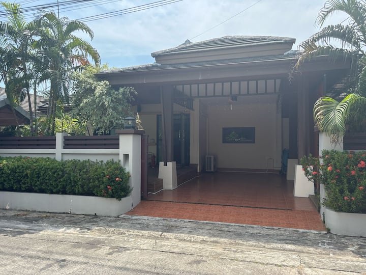 Kathu Golden Villa - Phuket