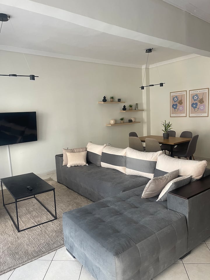 Apartment Papafi Station - Терми