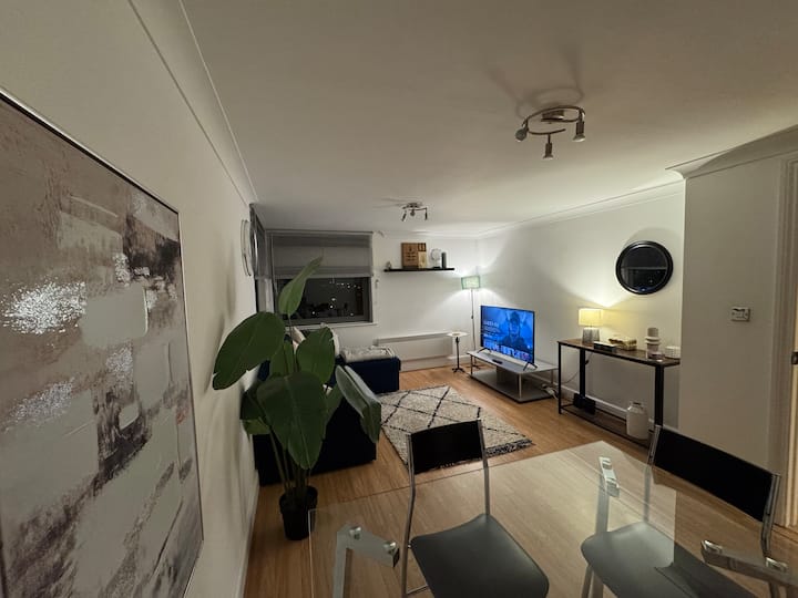 Welcome To Your Perfect Getaway In The City - Birmingham