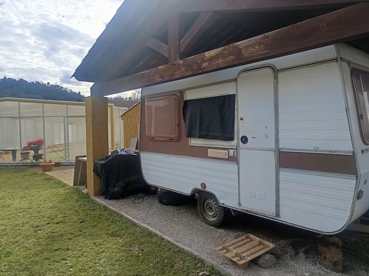 Caravane Abritée
Golf De Digne - Digne-les-Bains