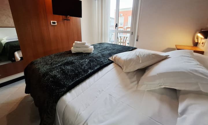 Hotel Brotas Camera Tripla Al Mare - Rimini