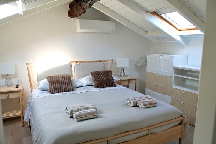 Mansarda Nel Cuore Di Como - Kiko’s Attic - Como