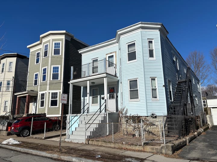 Prime Location 2br In Unit Ldry - Arlington