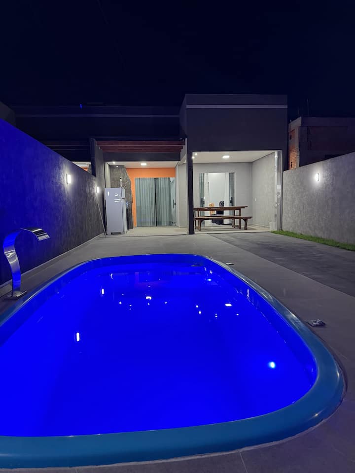 Casa Com Piscina Guaratuba Até 12 Pessoas - Guaratuba