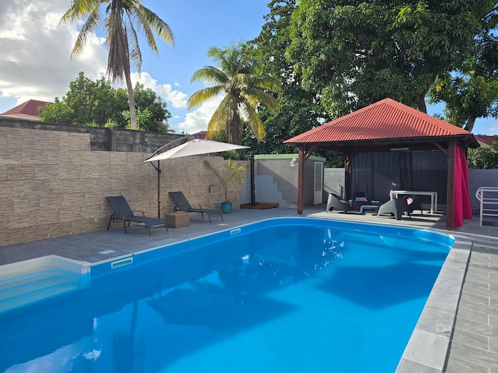 Détente Absolue Avec Grande Piscine - Guadeloupe