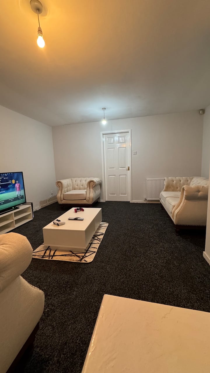 Room In Wolverhampton - Wolverhampton