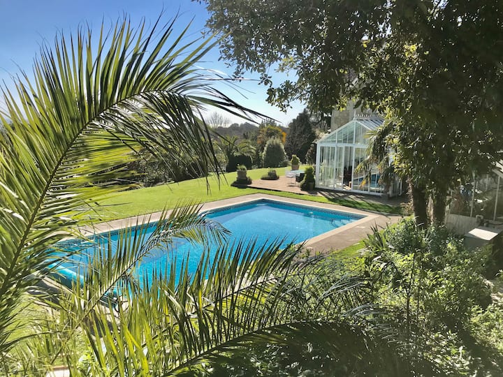 Victorian Deco - Isle of Wight