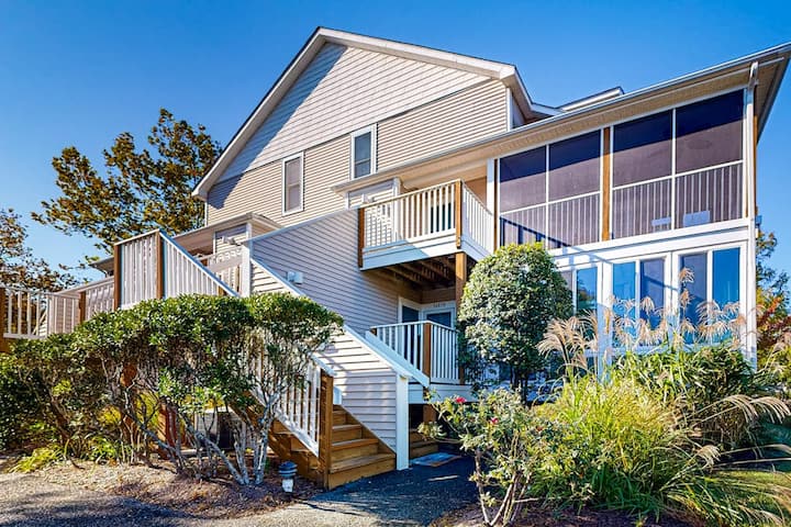 Sea Colony Tennis 2nd Fl Condo - Fireplace Sauna - Bethany Beach, DE