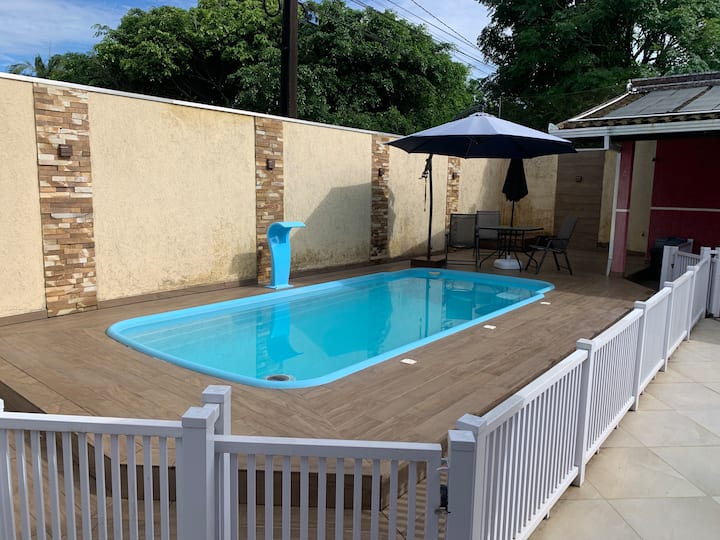 Casa  Com Piscina Aquecida - Matinhos