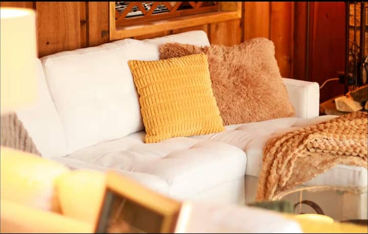 King Bed, Private Bath, Tv, Hot Tub, Near Trails - Big Bear, CA