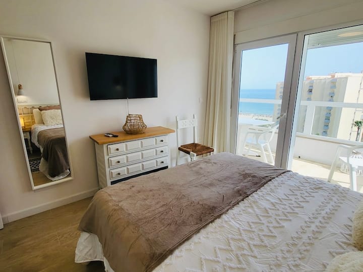 Moderno, Con Terraza En Puerto Marina, Benalmádena - Benalmádena