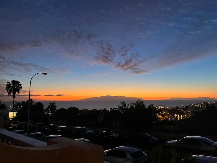 Sunset & Ocean Two Bedroom Apt - Costa Adeje