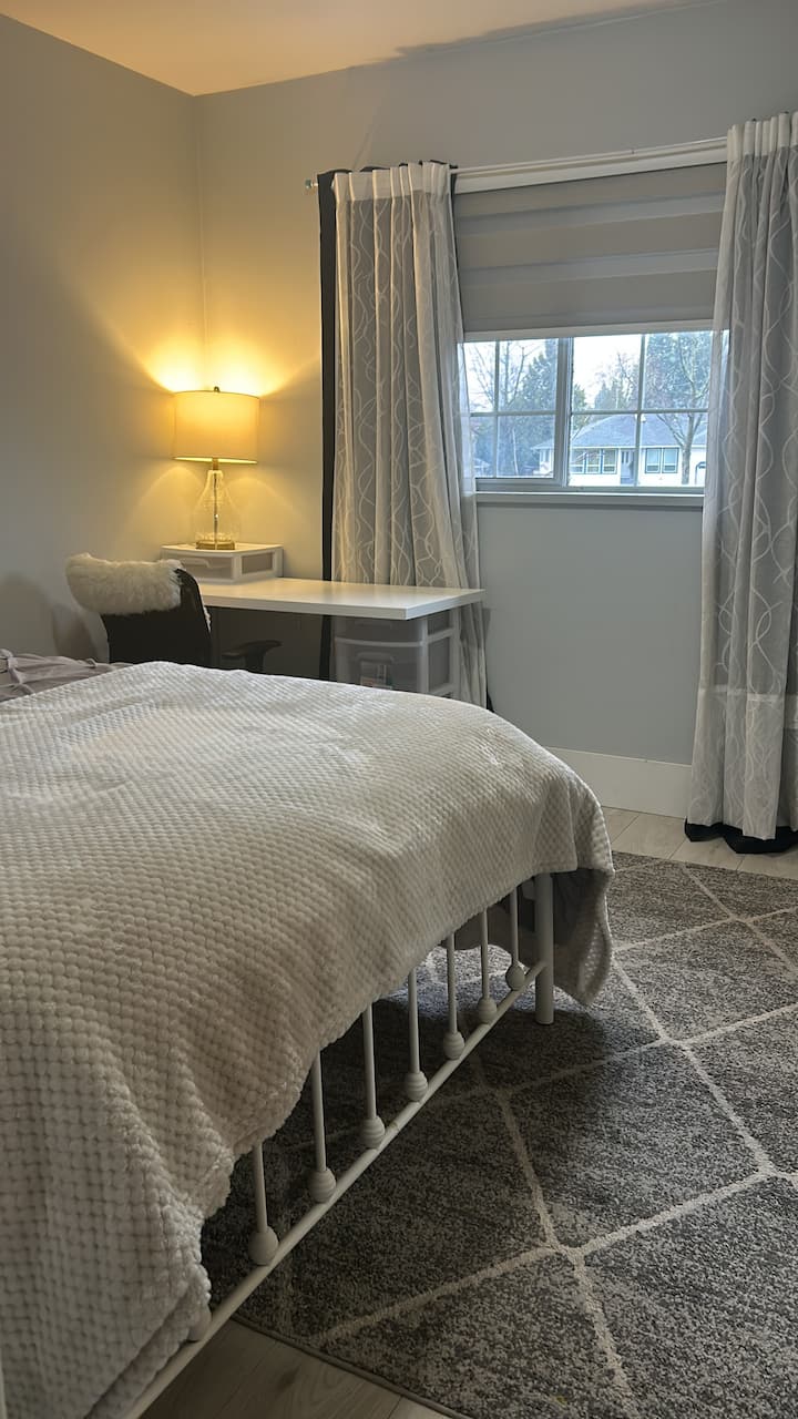 Quiet House In A Cul-de-sac. - Surrey