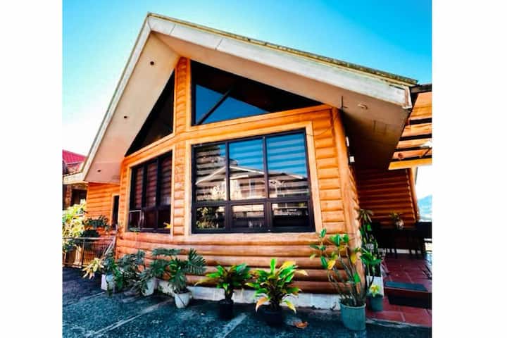 Pink Shower Log Cabin - Baguio