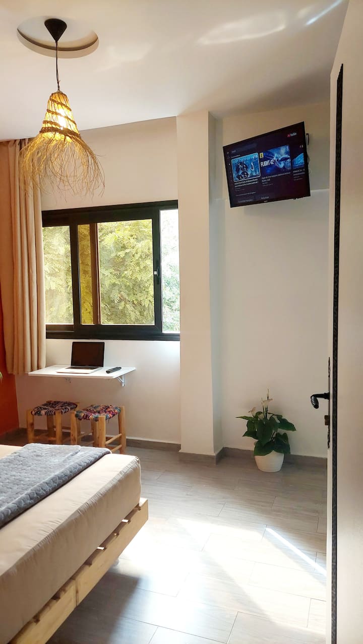 Studio, Plage 5min à Pied, Sdb Privé Smart Tv Wifi - Agadir