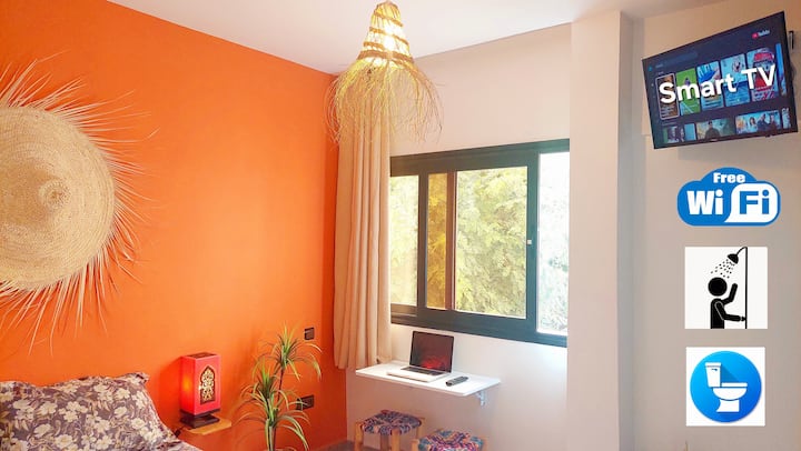 Studio Privé - Wifi -Tv - Sdb - Plage 5 Min à Pied - Agadir