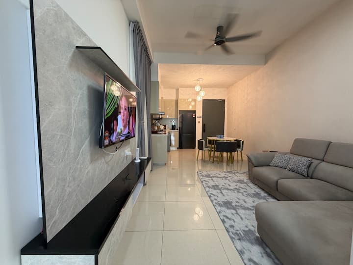 【Direct Access To Paradigm Mall】 2pax 1br Condo - Skudai